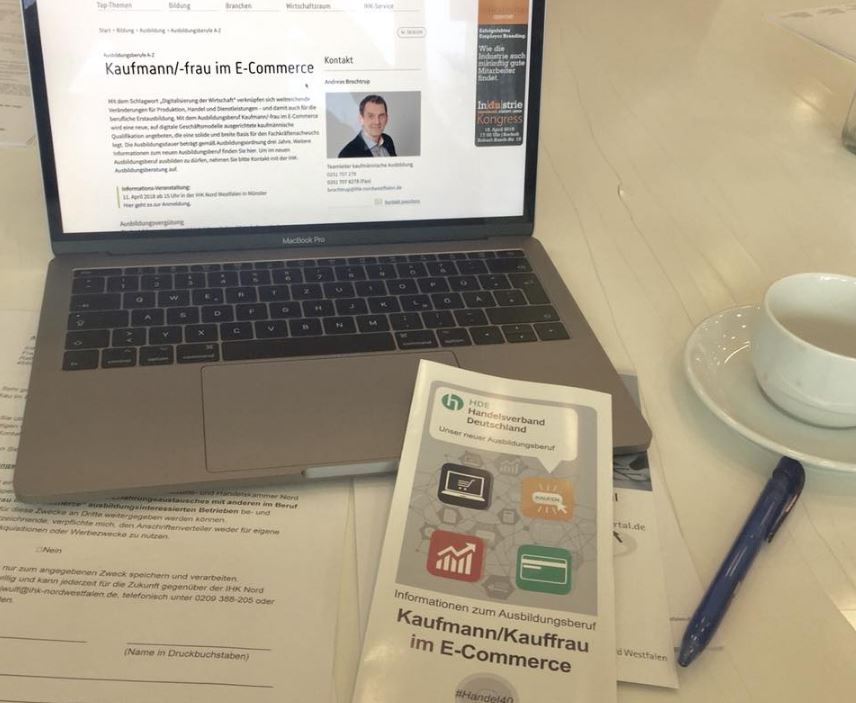 Neuer Ausbildungsberuf bei der IHK Kaufmann/Kauffrau im E-Commerce! Neuer Ausbildungsberuf bei der IHK Kaufmann/Kauffrau im E-Commerce!